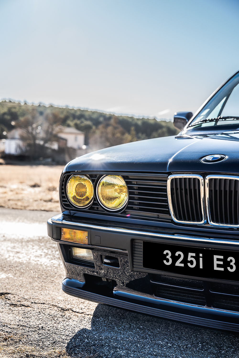 Semaphore Motors – Retromod d'une BMW 325i Cabriolet